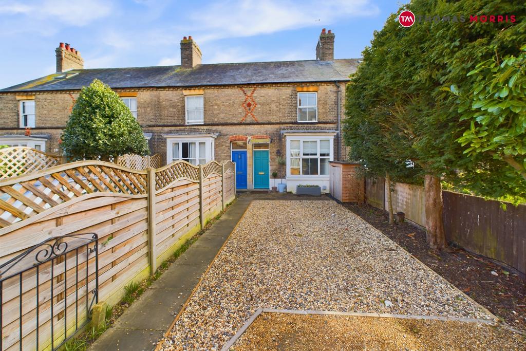 Burleigh Terrace, Cambridgeshire PE27 2 bed terraced house - £340,000