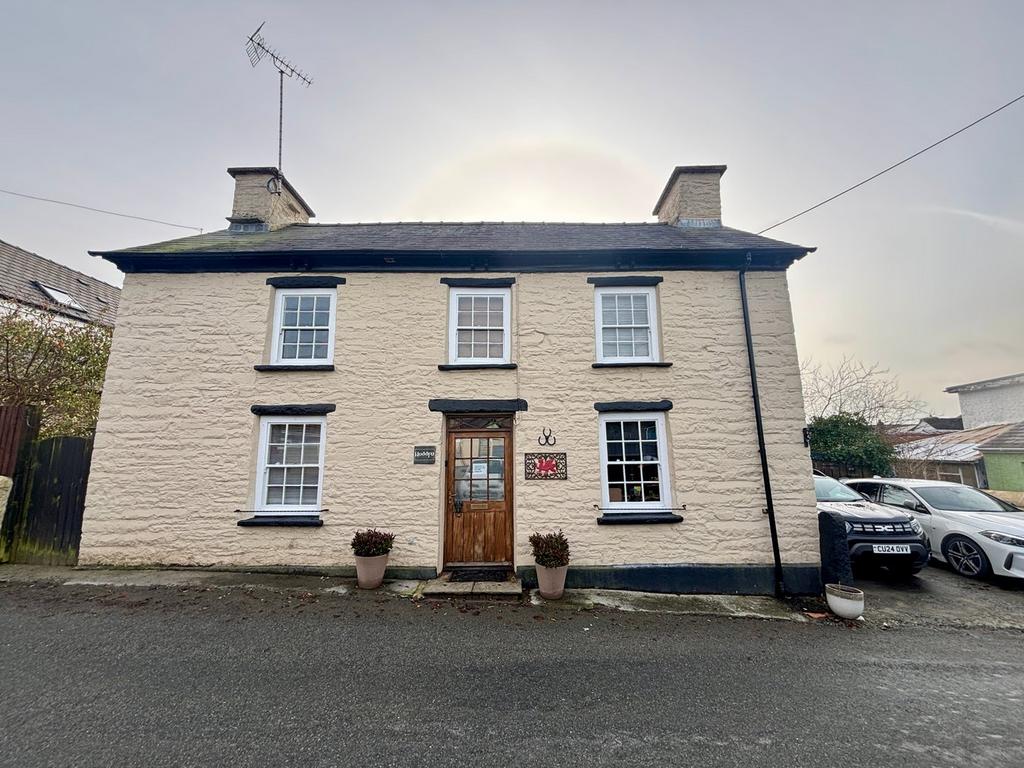 Llangeitho, Tregaron, SY25 4 bed detached house - £324,995