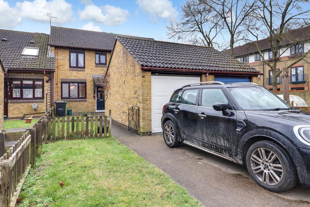 Spreighton Road, West Molesey, KT8 3 bed terraced house for sale - £549,950