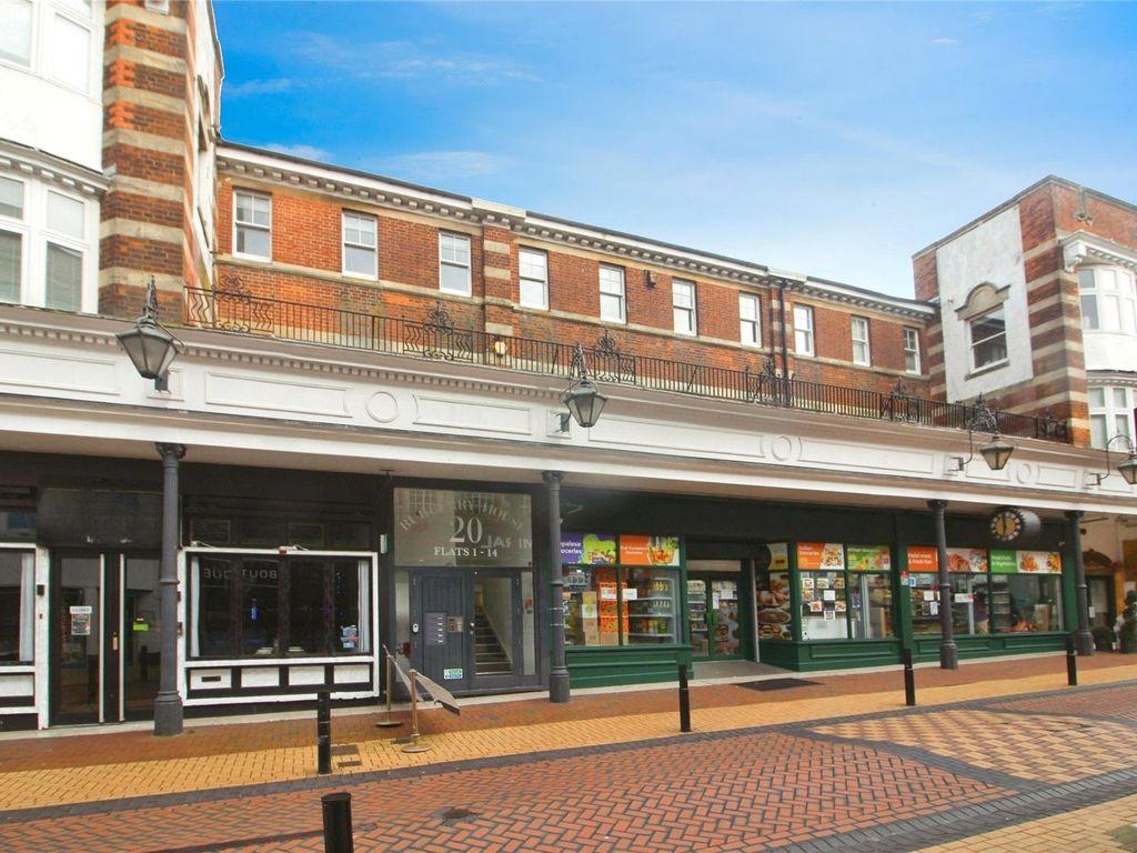 Basingstoke RG21 1 bed apartment - £1,250 pcm (£288 pw)