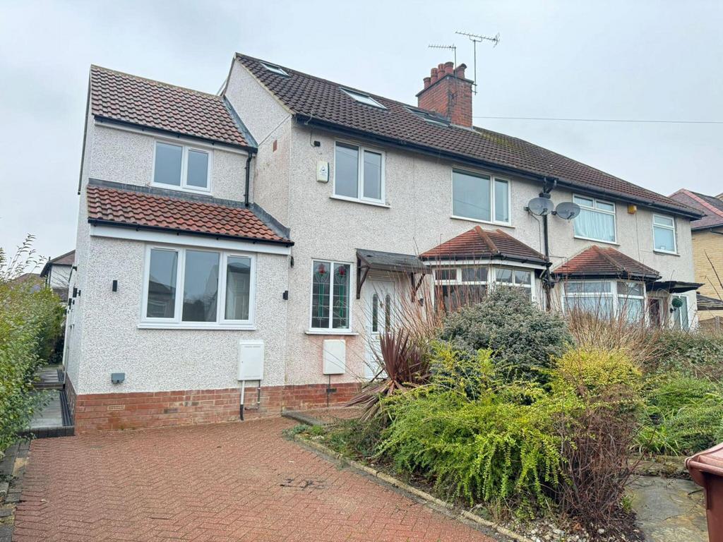 Leeds LS8 6 bed semi-detached house to rent - £2,950 pcm (£681 pw)