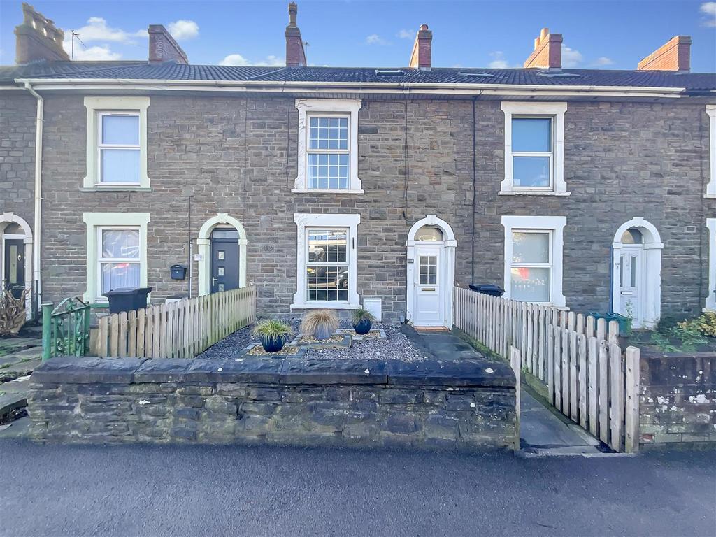 High Street, Hanham, Bristol 2 bed terraced house - £350,000