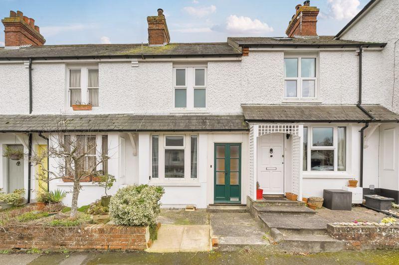 Saltwood 2 bed terraced house - £325,000