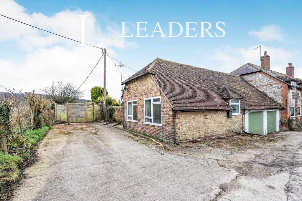 Tythe Barn Cottage, Stoughton, PO18 1 bed detached house - £1,000 pcm ...
