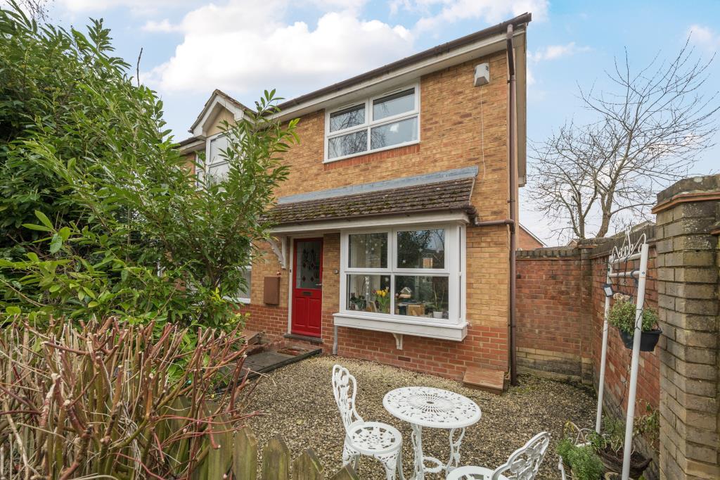 Didcot, Oxfordshire, OX11 2 bed end of terrace house for sale - £285,000