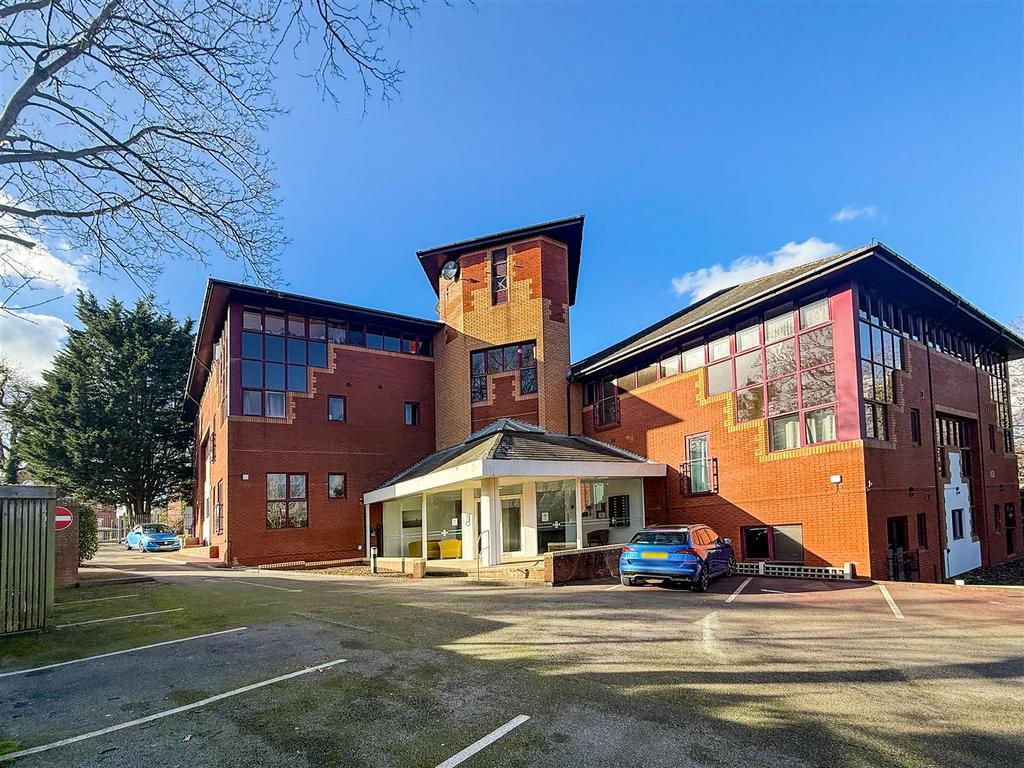 Wickham Road, Fareham 2 bed flat for sale - £170,000