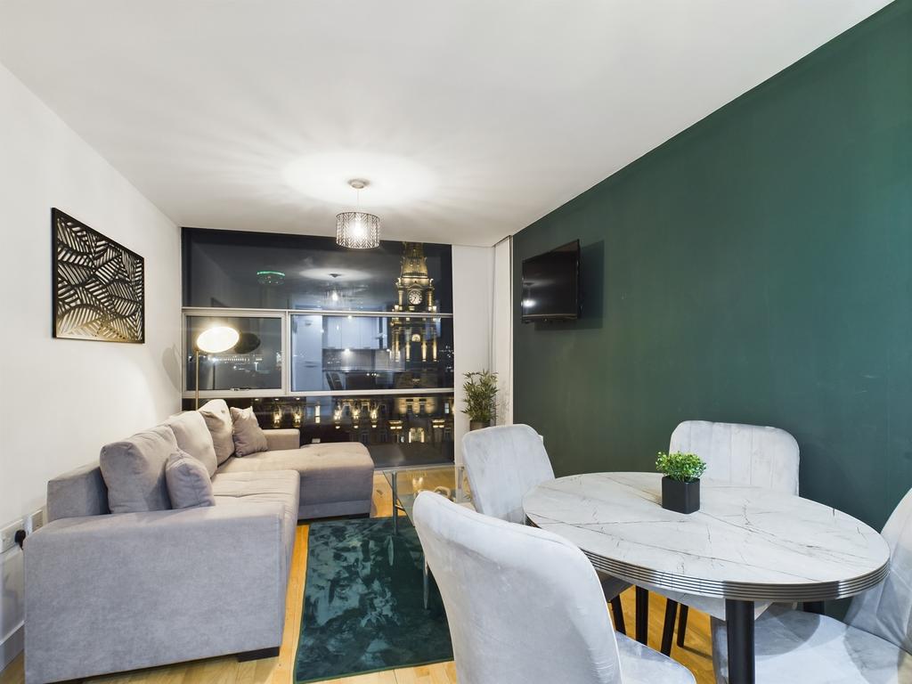 Cheapside, Liverpool L2 1 bed flat - £900 pcm (£208 pw)