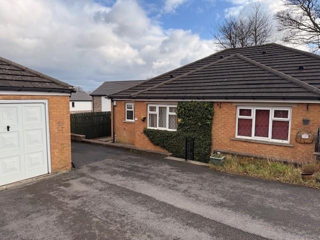 All Alone Road, Idle, Bradford 2 bed semi-detached bungalow for sale ...