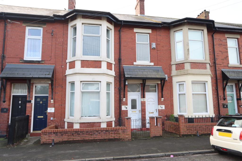 St Johns Terrace, Percy Main, North... 2 bed flat - £60,000
