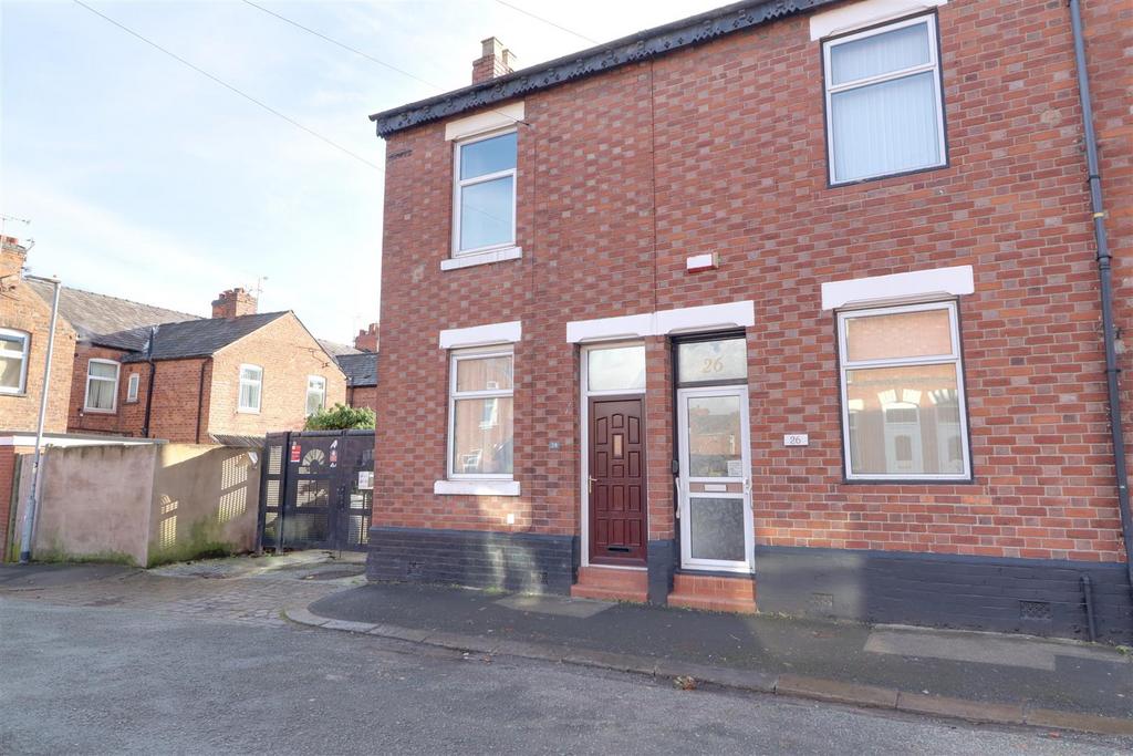 Hammond Street, Crewe 2 bed end of terrace house - £117,500