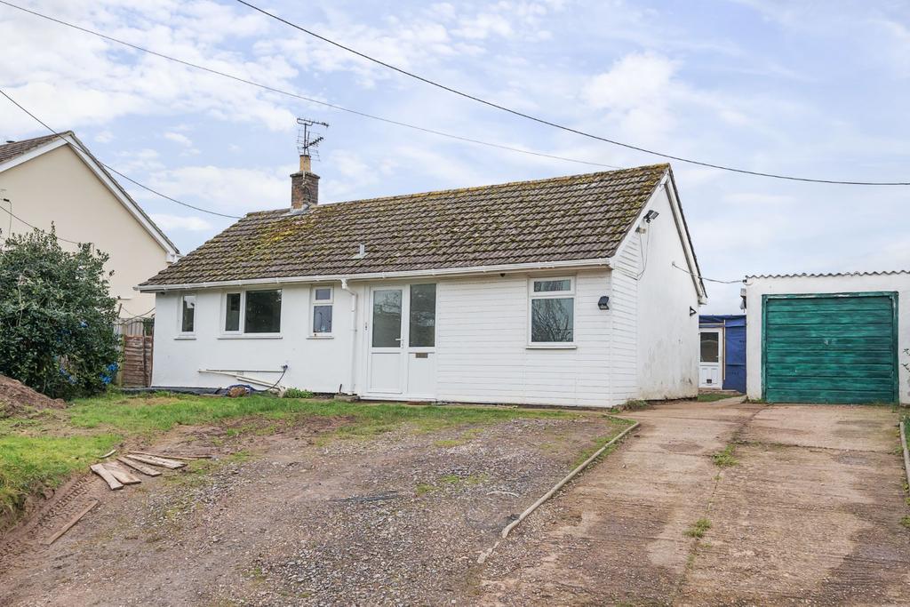 Oake TA4 2 bed detached bungalow for sale - £265,000