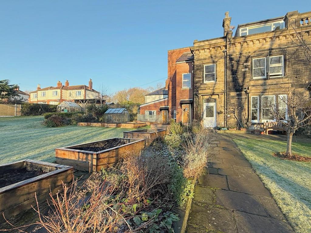 The Towers, Armley 7 bed character property for sale - £695,000