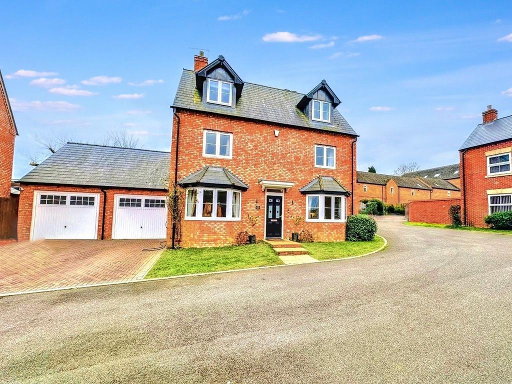 Rose Acre Close Weedon NN7 4SJ 4 bed detached house for sale - £485,000