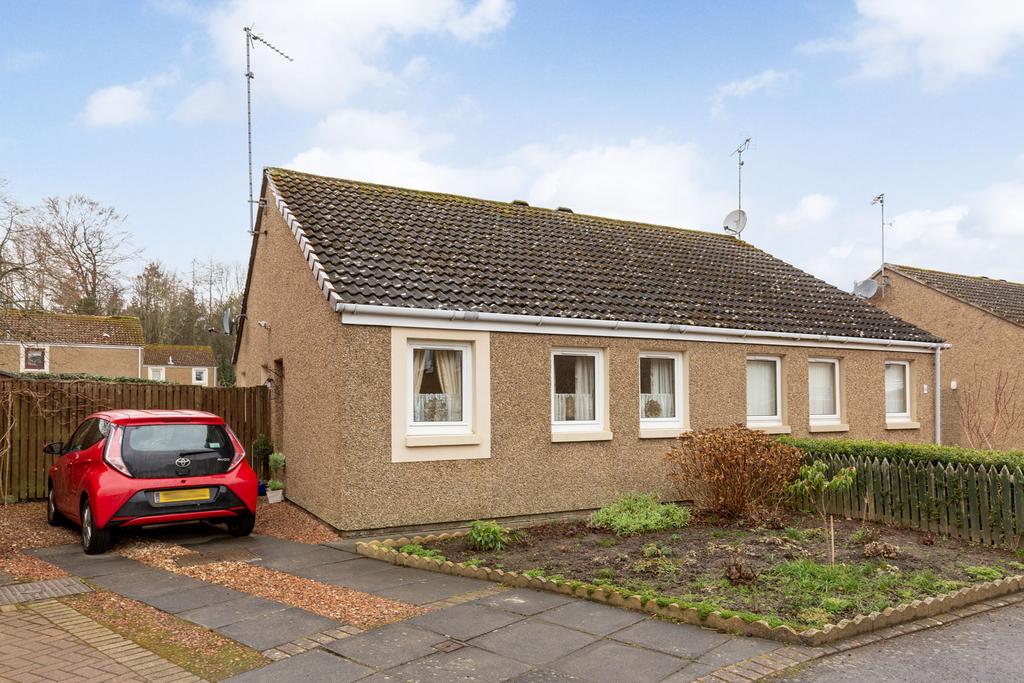 5 Chalybeate, Haddington, EH41 4NX 2 bed bungalow - £190,000