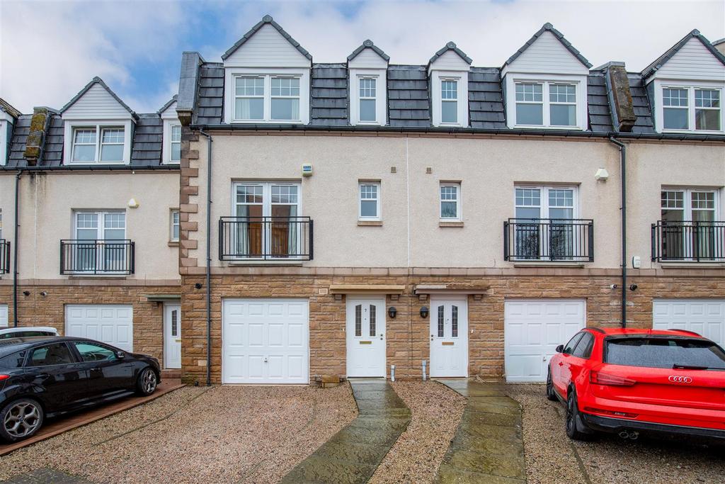 Rosslyn Avenue, Perth 4 bed house - £339,950