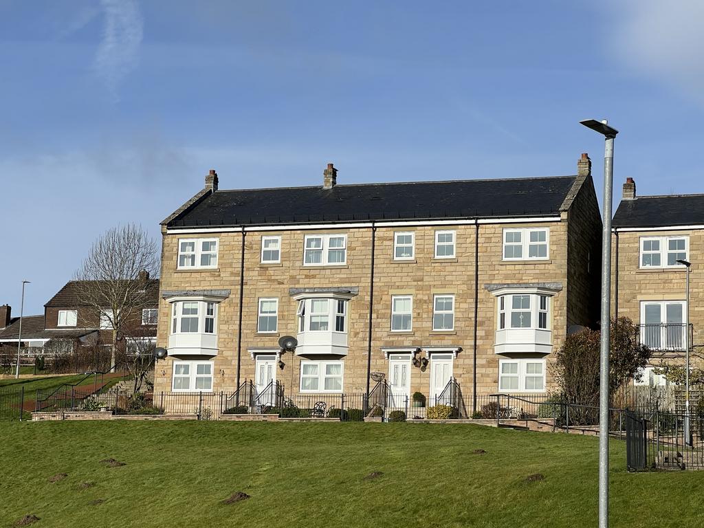 Whitton View, Rothbury, Morpeth... 4 bed townhouse for sale - £350,000