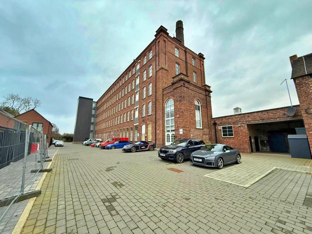 Tolson Court, Tamworth 1 bed apartment - £162,500