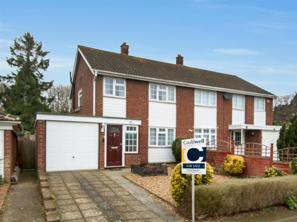 Whaddon Way, Bletchley, Milton Keynes 3 bed semi-detached house - £335,000