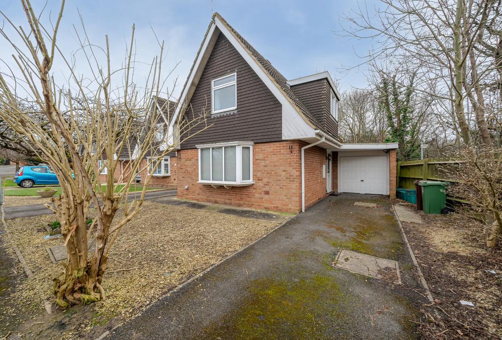 Edendale Road, Gloucestershire GL51 3 bed detached house for sale - £ ...