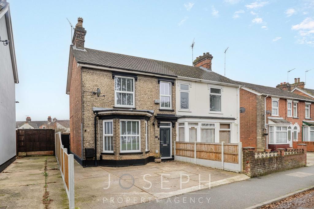 Nacton Road, Ipswich, IP3 3 bed semi-detached house for sale - £300,000