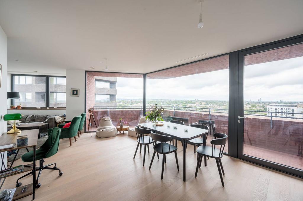 Hoxton, Hoxton, London, N1 3 bed flat to rent - £5,000 pcm (£1,154 pw)