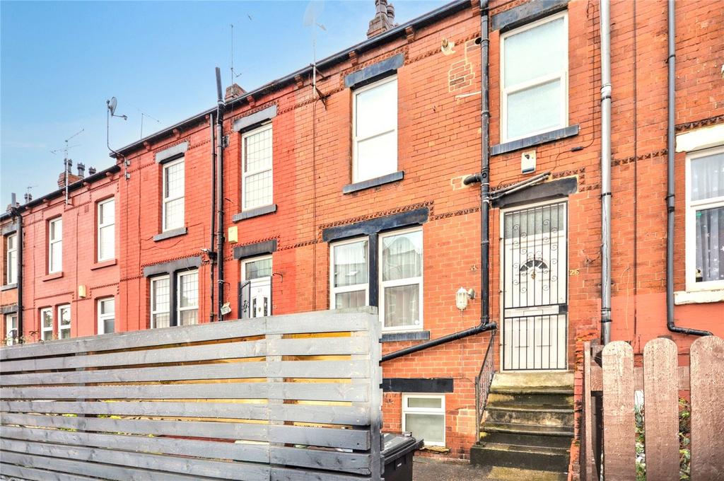 Longroyd Street, Leeds, West Yorkshire 1 bed terraced house - £105,000