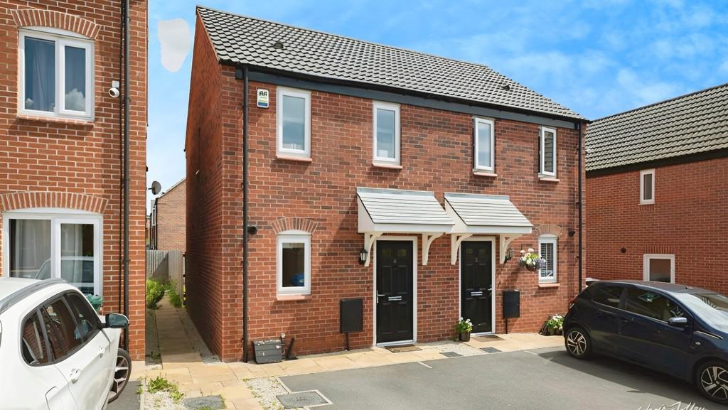 Crawley Way, Derbyshire DE73 2 bed semi-detached house for sale - £200,000