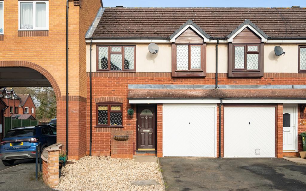 Lyppard Woodgreen, Worcester WR4 3 bed end of terrace house for sale ...