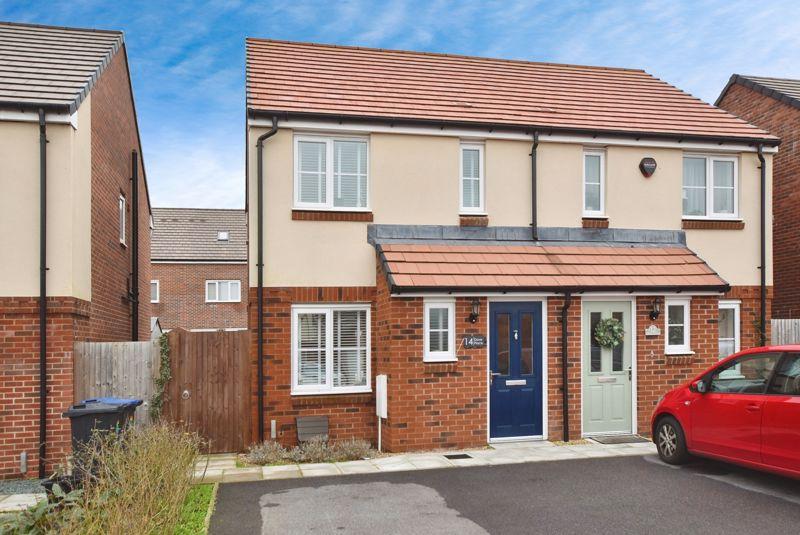 Dove Place, Salisbury ... 2 bed semi-detached house - £265,000