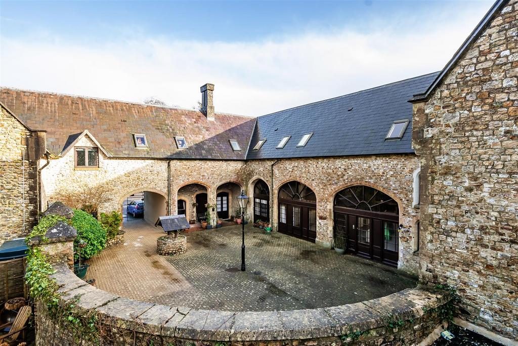 Upottery, Honiton 2 bed apartment for sale - £250,000