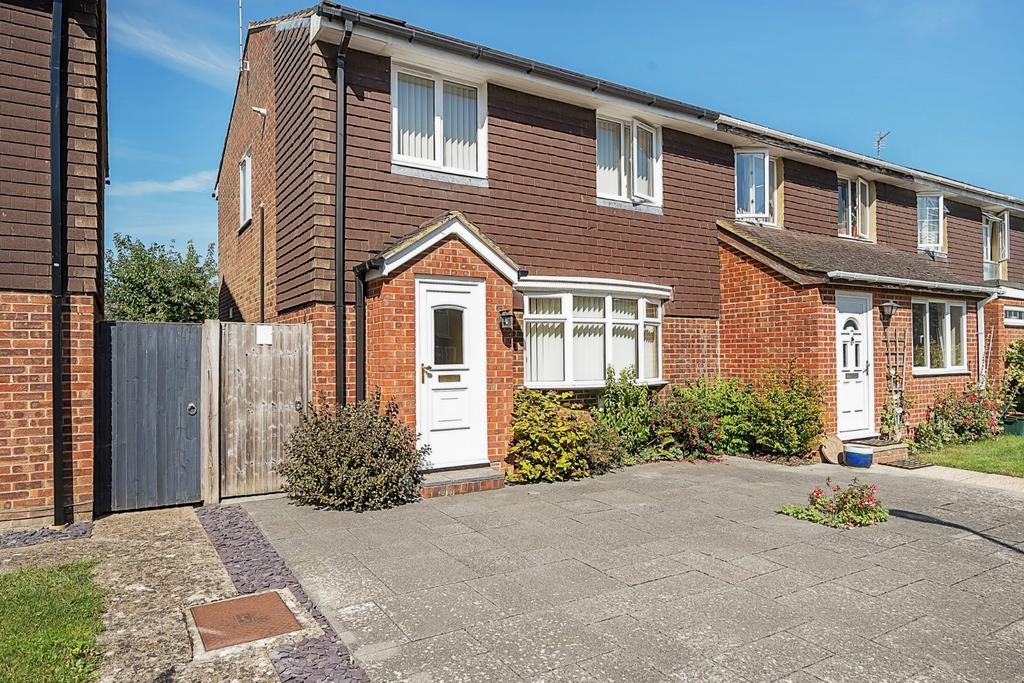 Tadcroft Walk, Reading RG31 3 bed semi-detached house for sale - £350,000