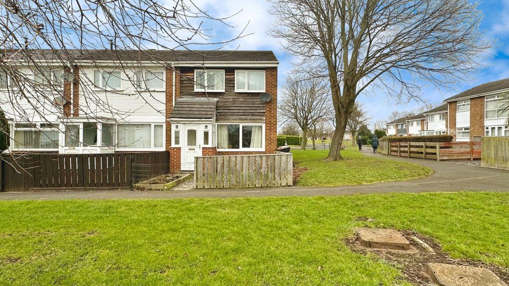 Bowmont Walk, Durham DH2 3 bed end of terrace house - £125,000