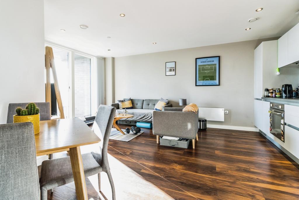 Regent Road, Manchester M3 2 bed apartment for sale - £245,000