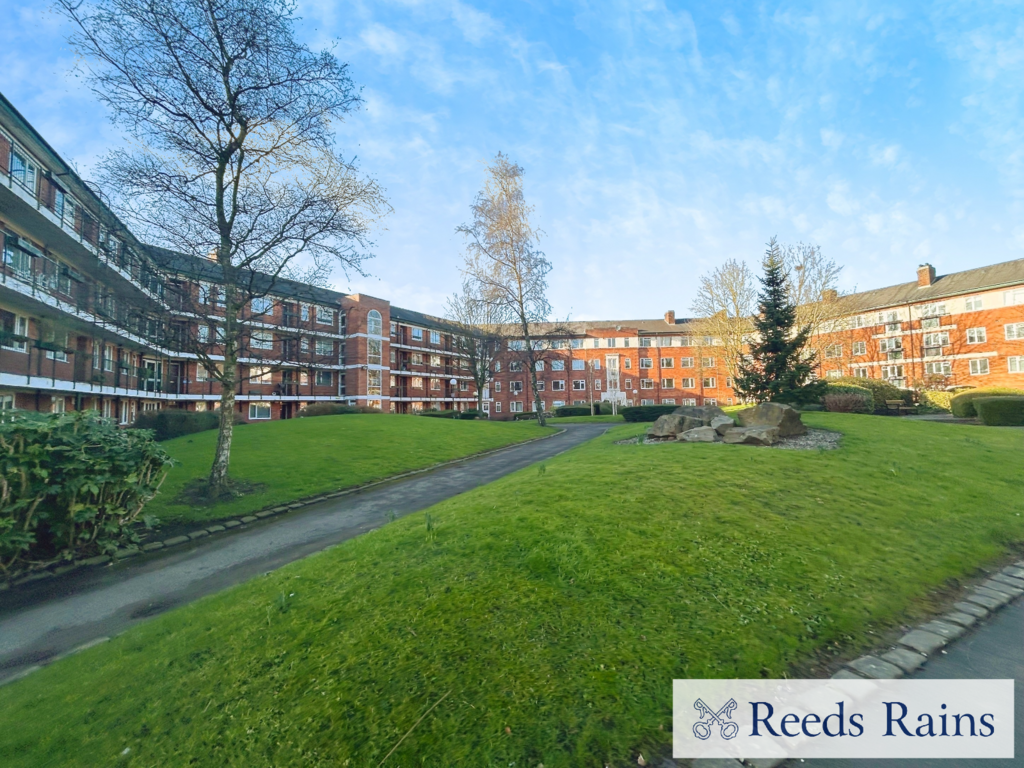 Eccles New Road, Greater Manchester M5 2 bed apartment - £145,000