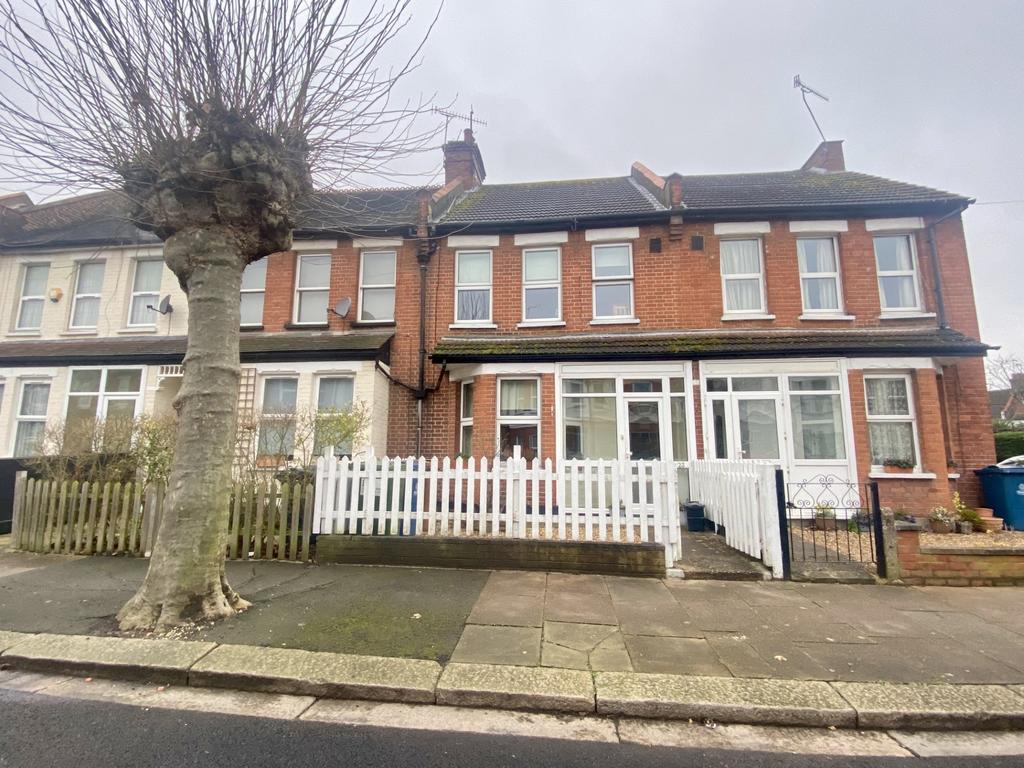 Merivale Road, Harrow, HA1 3 bed terraced house - £565,000