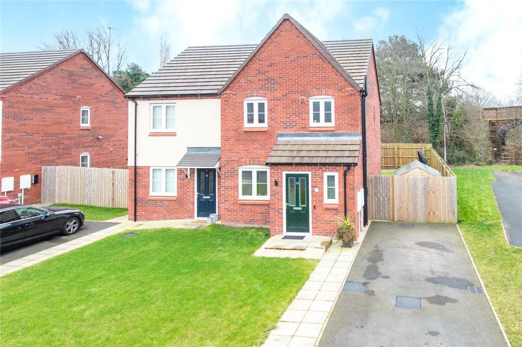 Churn Close, Crudgington, Telford... 3 bed semi-detached house - £260,000