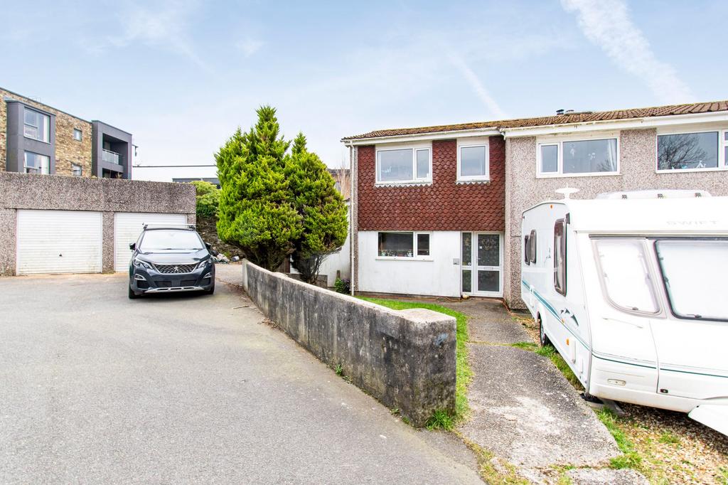 Pendean Avenue, Liskeard, PL14 4 bed semi-detached house for sale - £ ...