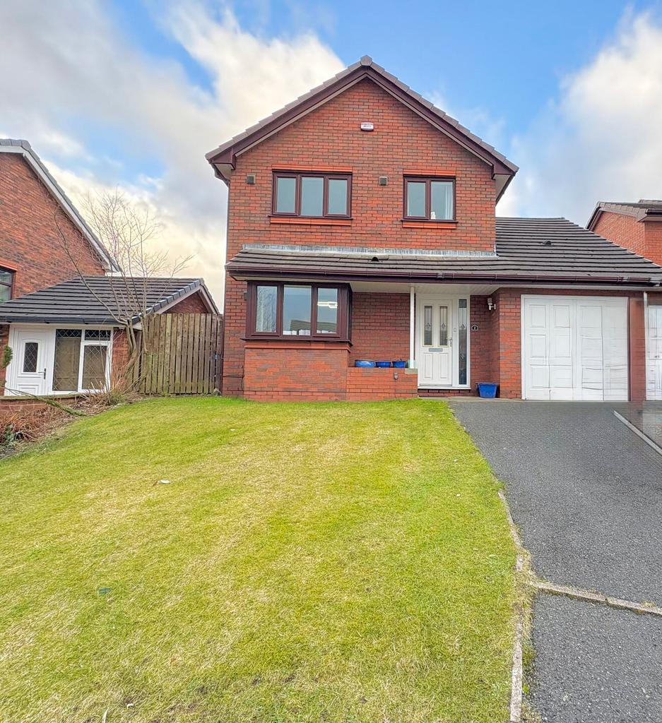 Newcroft Drive, Edgeley 3 bed detached house for sale - £390,000