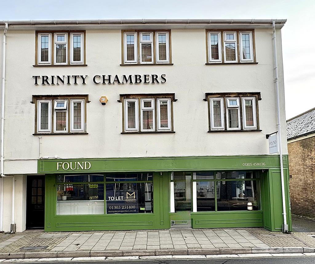 Trinity Street, Dorchester DT1 Cafe - £2,813 pcm (£649 pw)