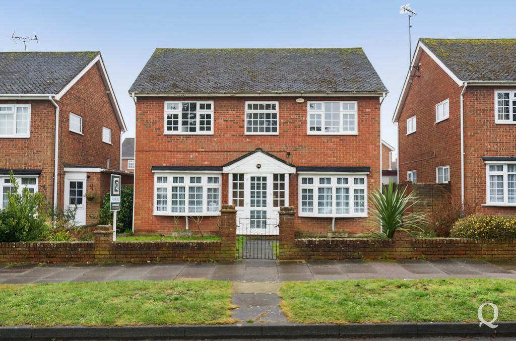 Capel Road, Sittingbourne, Kent, ME10 4 bed detached house - £400,000