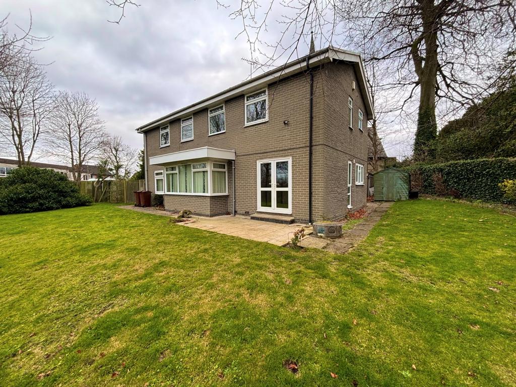 Croft Foulds Court, Garforth, Leeds... 4 bed detached house - £1,500 ...