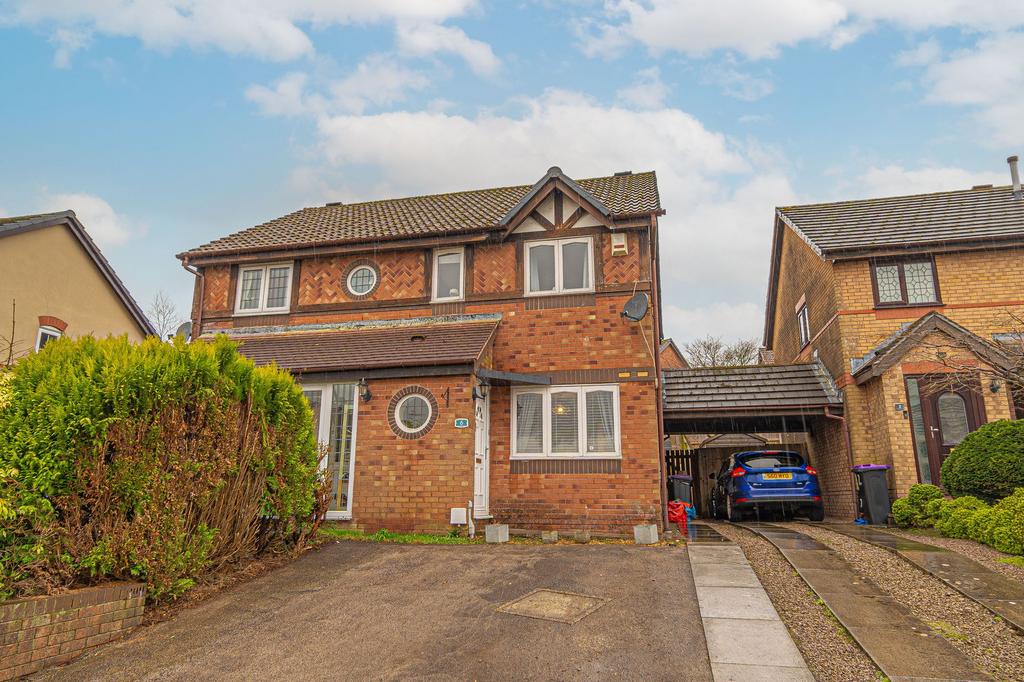 Hendre Court, Henllys, NP44 2 bed semi-detached house - £180,000