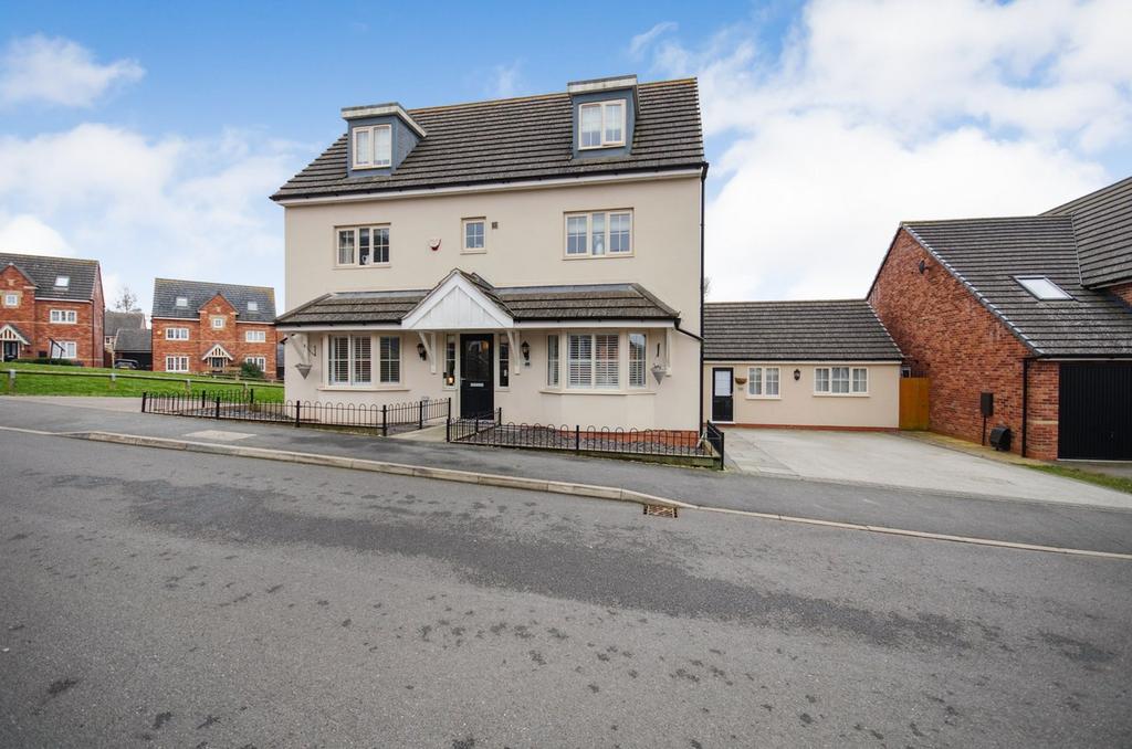 Cowley Meadow Way, Crick... 5 bed detached house for sale - £600,000
