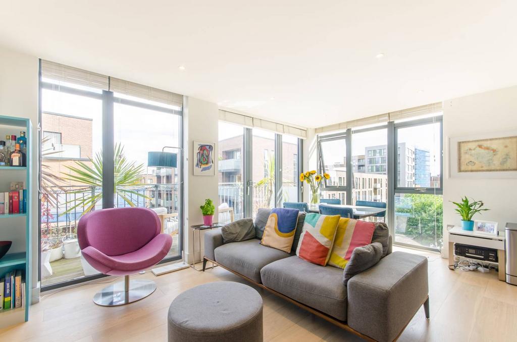 Whiston Road, Shoreditch, London, E2 2 bed flat for sale - £650,000
