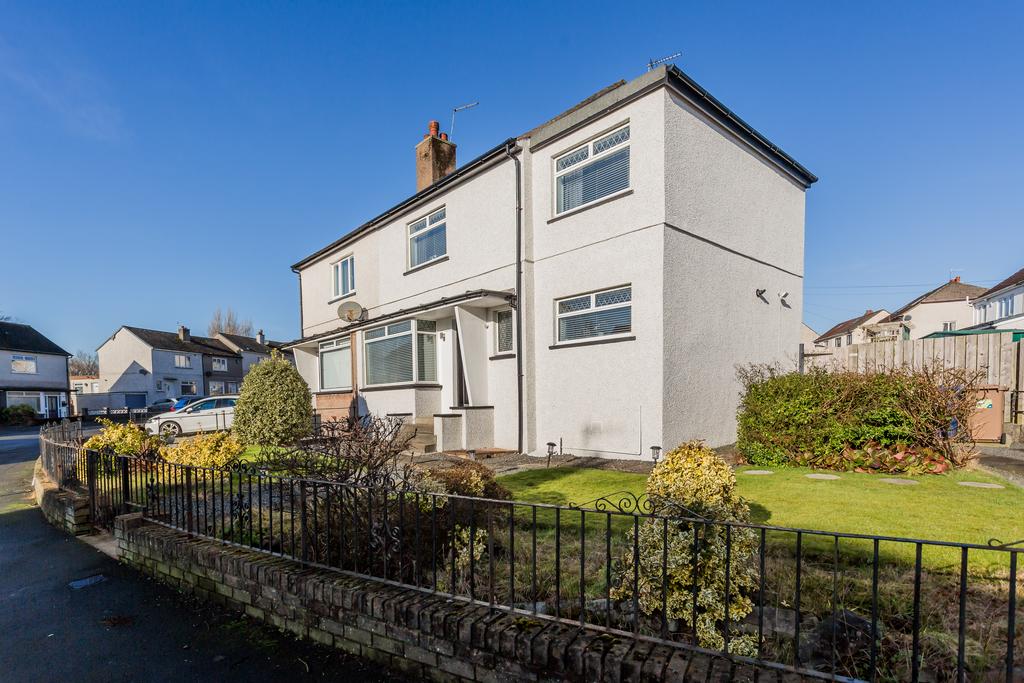 16 Methuen Road, Paisley, PA3 4JX 3 bed semi-detached house - £225,000