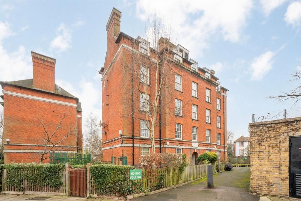 Croftdown Road, London NW5 2 bed flat for sale - £425,000