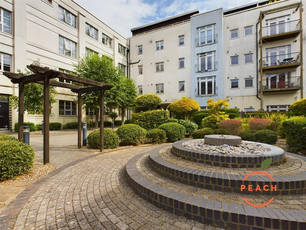Sunlight Square, London E2 2 bed apartment - £2,200 pcm (£508 pw)