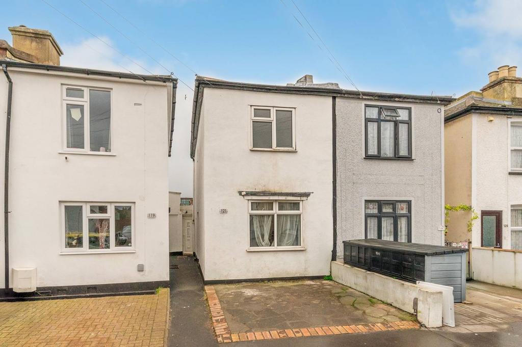 Stanley Road, Croydon, CR0 4 bed semi-detached house - £2,500 pcm (£577 pw)