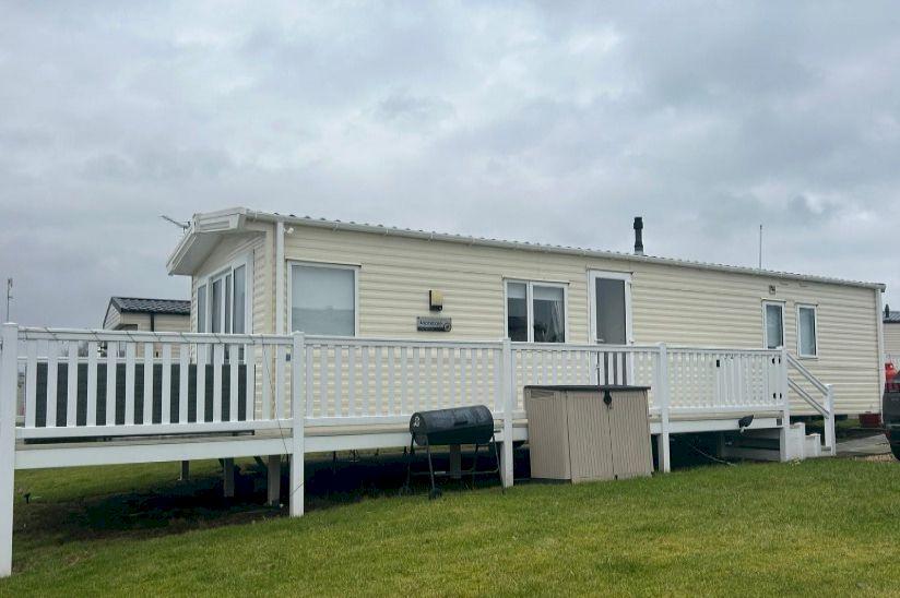 Viewfield Manor, Torranyard KA13 2 bed static caravan for sale - £31,995