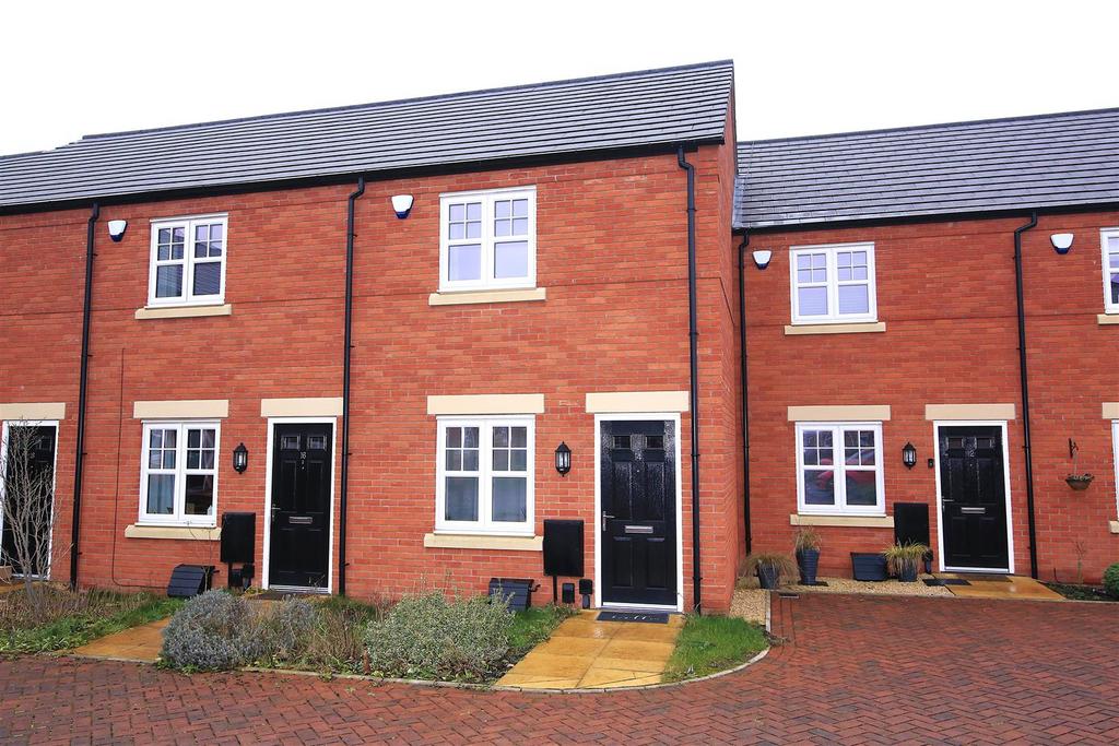 Caradon Way, Houlton, Rugby CV23 2 bed terraced house for sale - £250,000
